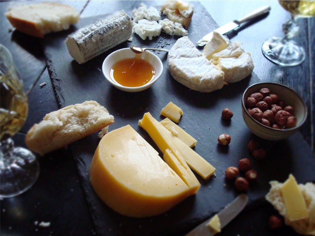 Secrets to a great cheeseboard – Prep, place and accessories (part 2 ...