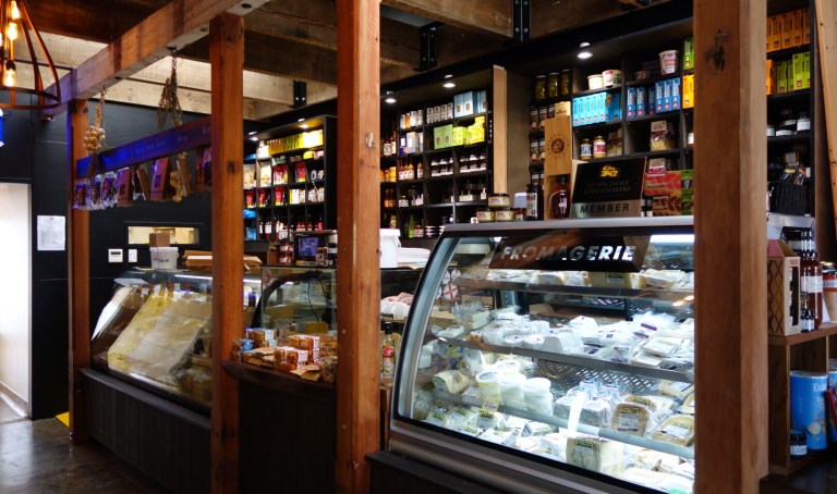 Life and Cheese – Eating, making and cooking with cheese